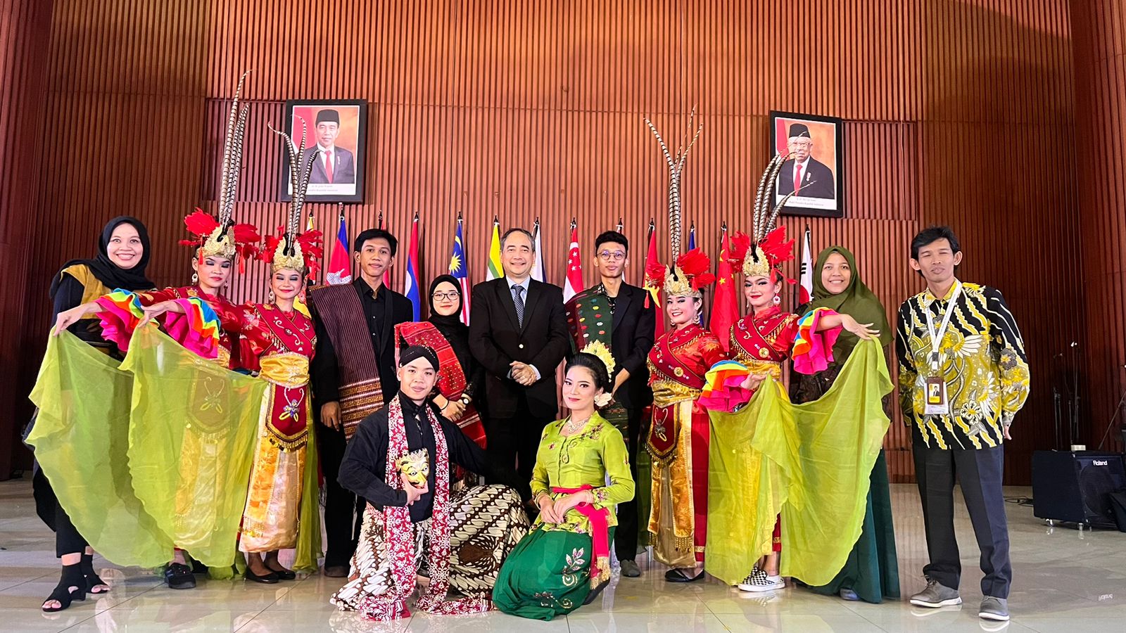 PSPSR UGM as Indonesian Delegates on ASEAN+3 Youth Cultural Forum (AYCF ...