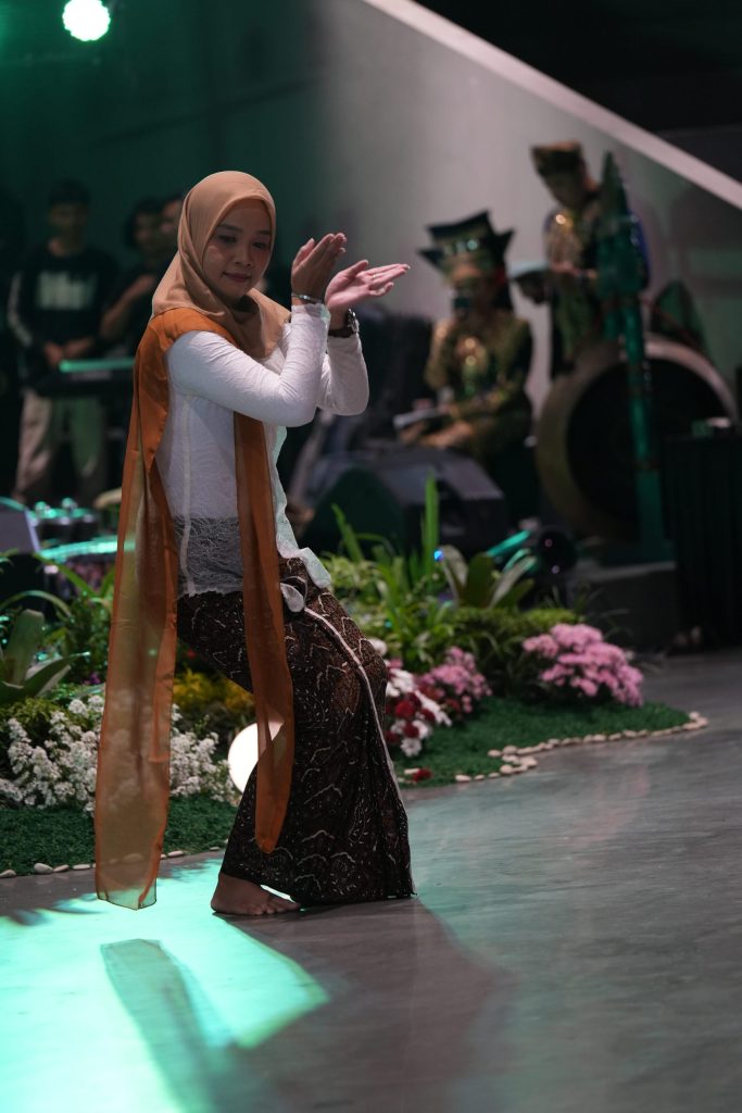 “Performing Enchantment”: Celebrating Bonds and Appreciation in Warmth ...